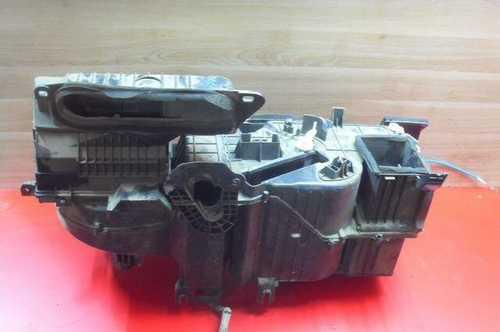 Корпус отопителя 1017008223 Geely MK Cross 2011)