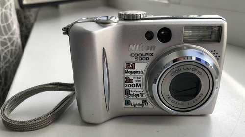 Nikon Coolpix 5900 компактная цифровая фотокамера