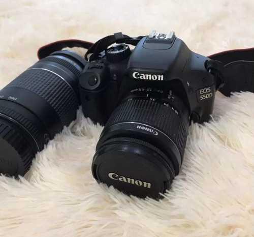 Зеркальный фотоаппарат Canon550D