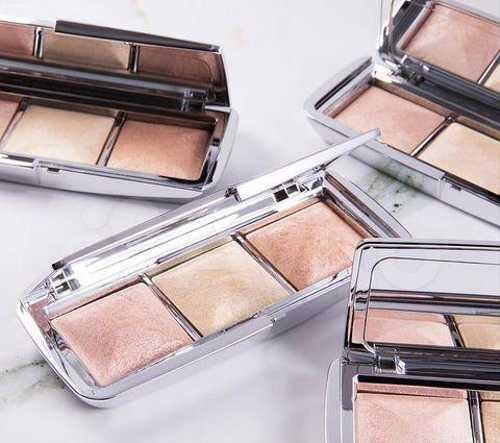 Hourglass Ambient Metallic Strobe Lighting Palette