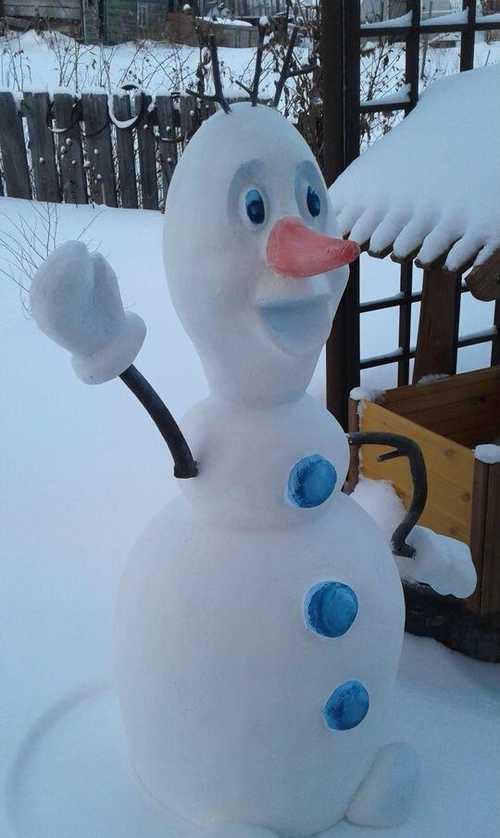 Снеговик из пенопласта