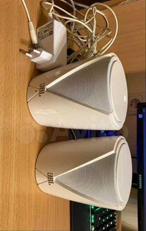 Колонки jbl jembe