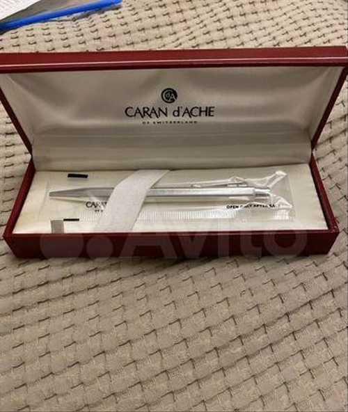 Шариковая ручка Caran d’Ache