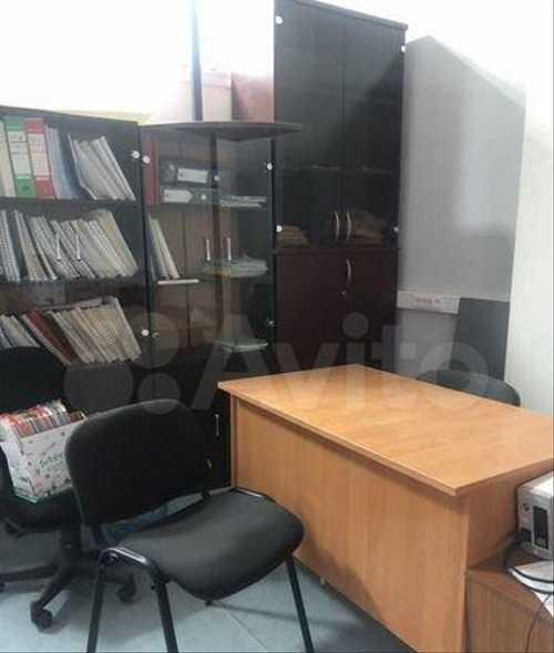 Офисная мебель - шкаф, стул, стол, тумба