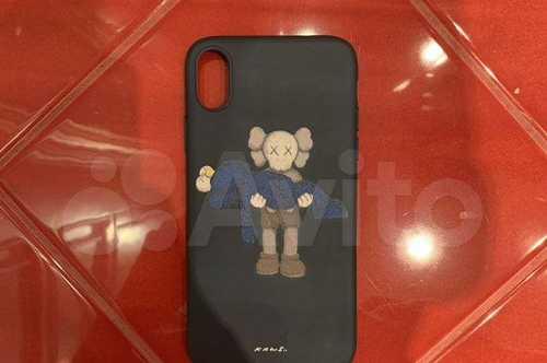 Чехол на iPhone xr kaws