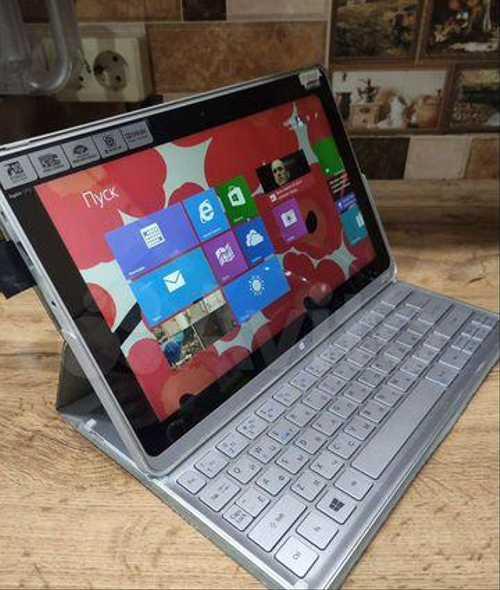 Acer aspire P3