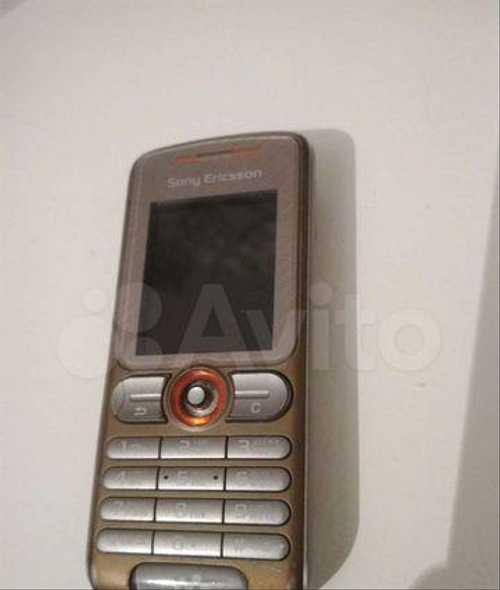 Телефон Sony Ericsson w200i
