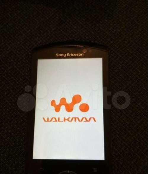 Смартфон Sony Ericsson WT19i