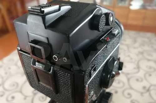 Среднеформатный фотоаппарат mamiya 645