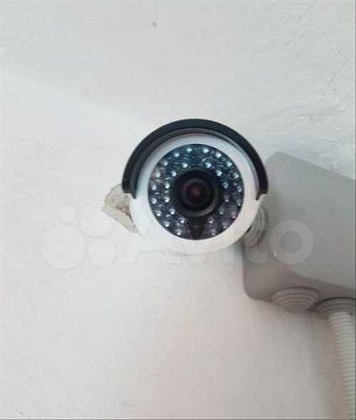 Видеокамера Hikvision DS-2CD2042WD-I