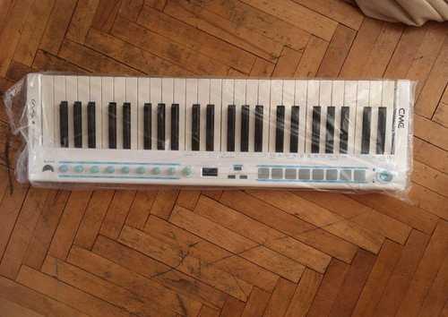 CME Midi Controller Keyboard 49 note (клавиатура)