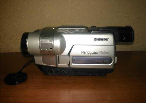 Видеокамера Sony CCD-TRV418E