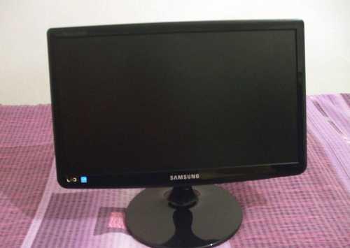LED монитор Samsung 19" HD