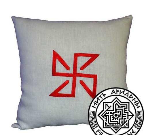 Подушка со славянским символом- Яроврат