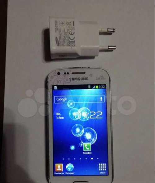 Телефон Samsung GT-S7562