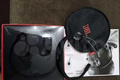 Беспроводные наушники JBL Reflect Fit