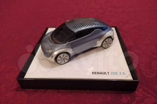 Миниатюра Renault ZOE ZE