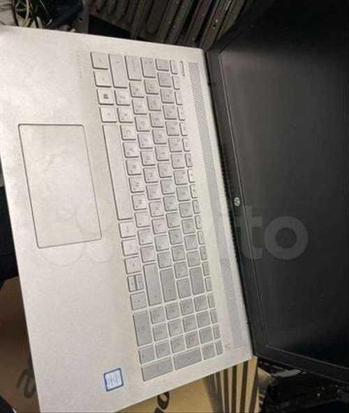 Синего цвета металлический ноутбук HP core I3 7100