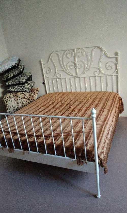 Кровать двуспальная IKEA