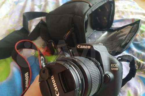 Зеркальный фотоаппарат canon1200d