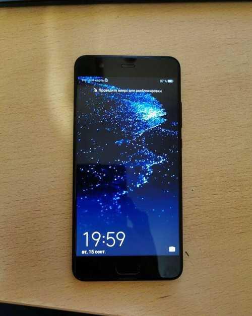 Телефон Huawei P10+