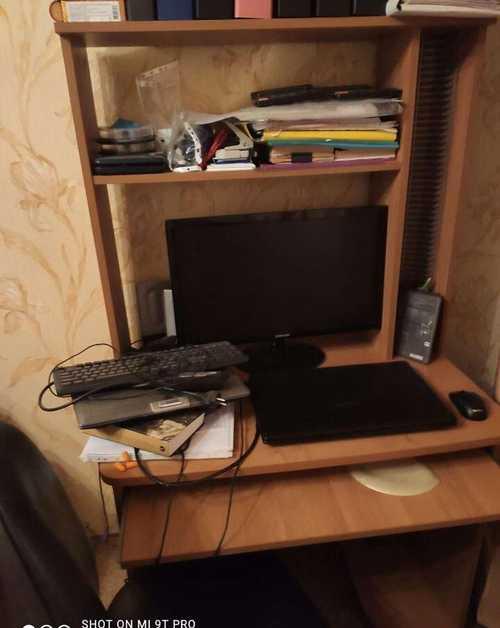 Столик компьютерный