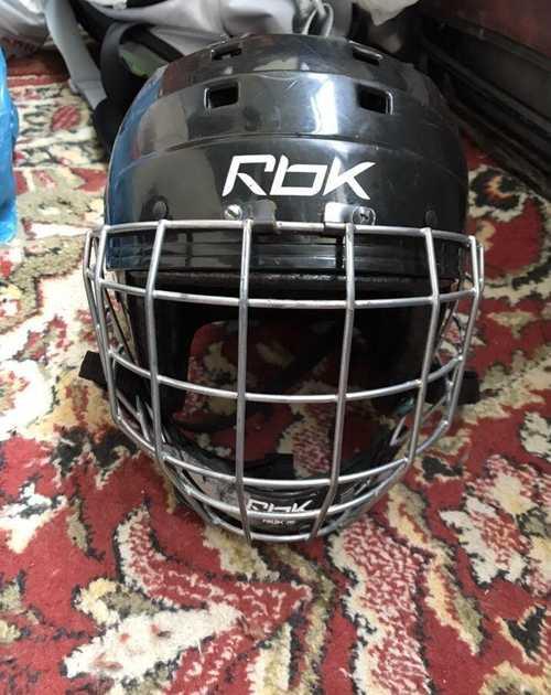 Хоккейный шлем Rbk и шорты Itech