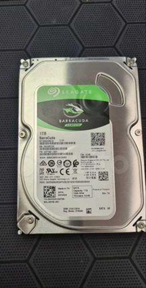 Жесткий диск seagate Barracuda ST1000DM010, 1тб