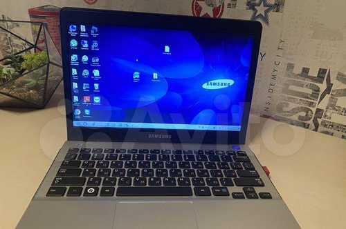 Samsung NP300U1A-A01RU