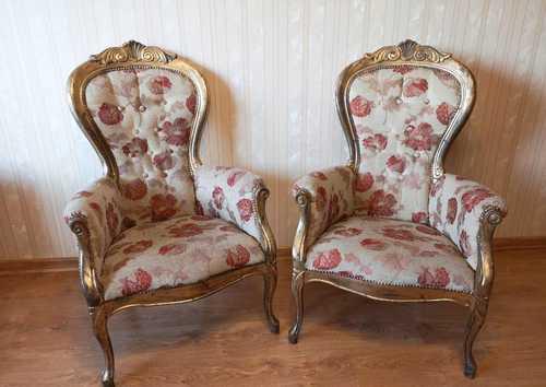 2 кресла в стиле барокко