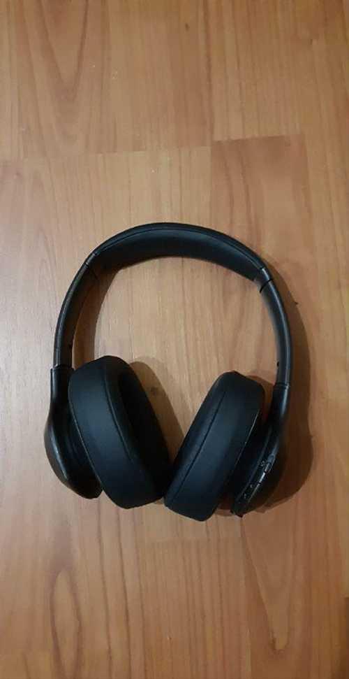 Bluetooth наушники JBL Everest 710