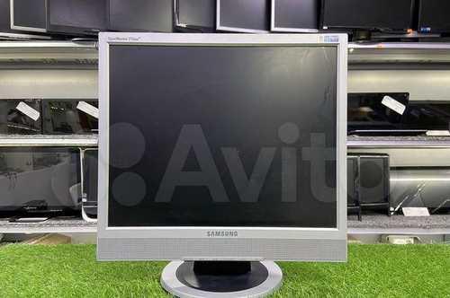 Монитор Samsung 713BM