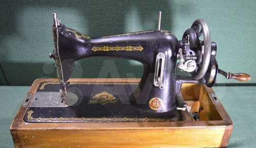 Машинка швейная "пмз имени Калинина". нктп 1930 -е