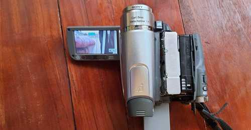 Видеокамера Sony mini DV DSR-HC96E