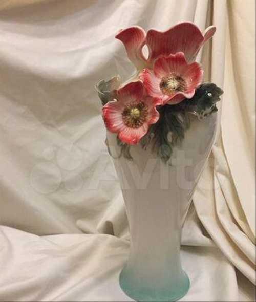 Красивая ваза
