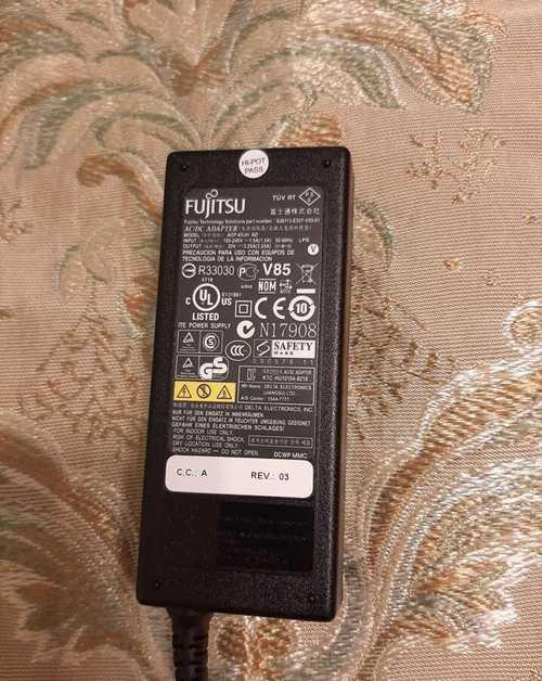 Блок питания fujitsu ac/dc adapter