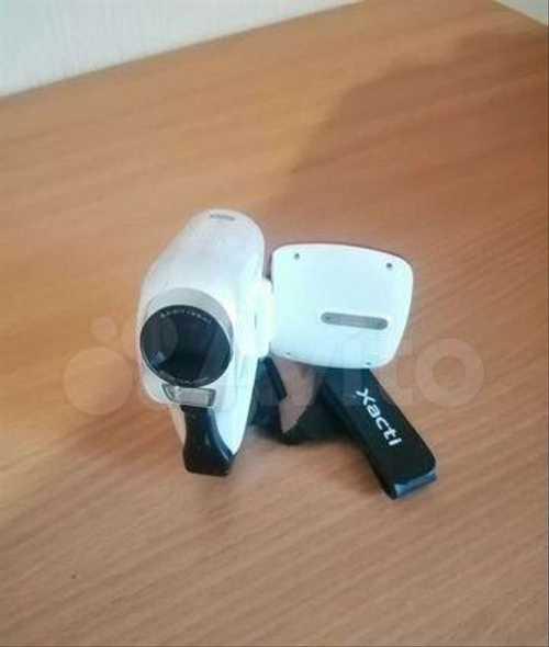 Видеокамера с защитой от воды Xacti CA6