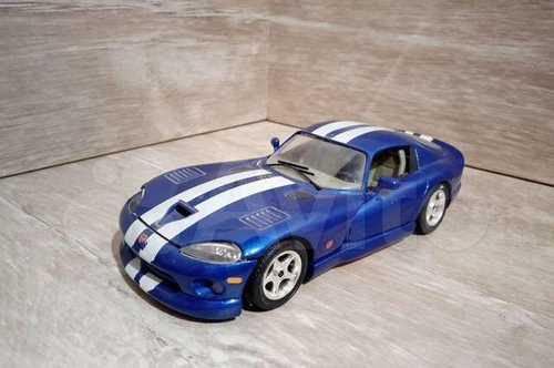 Dodge Viper GTS Coupe 1/24 bburago