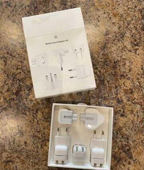 Комплект адаптеров Apple World Travel Adapter Kit