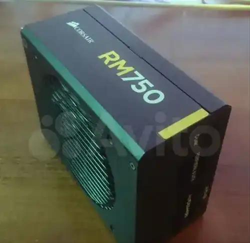 Блок питания Corsair RM750