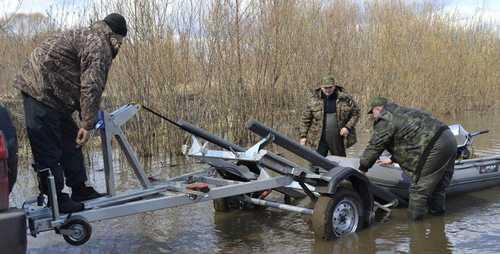Прицеп лодочный Сст 7132-13