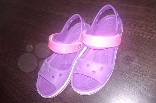 Сандалии Crocs