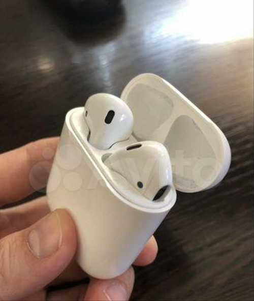 Apple Airpods 2