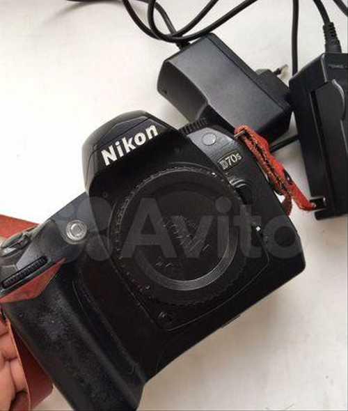 Nikon D70s body
