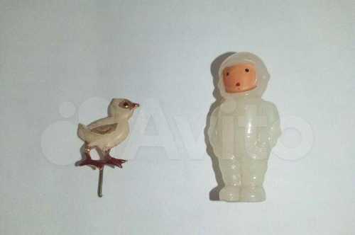 Значки детские космонавт и утёнок СССР