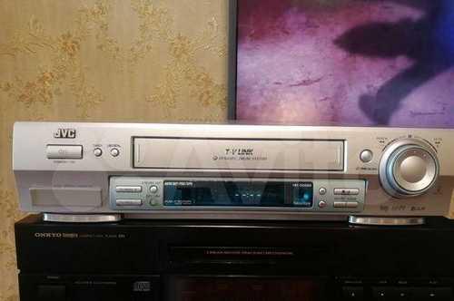 Продаю Видеомагнитофон JVC 888 hi-fi стерео