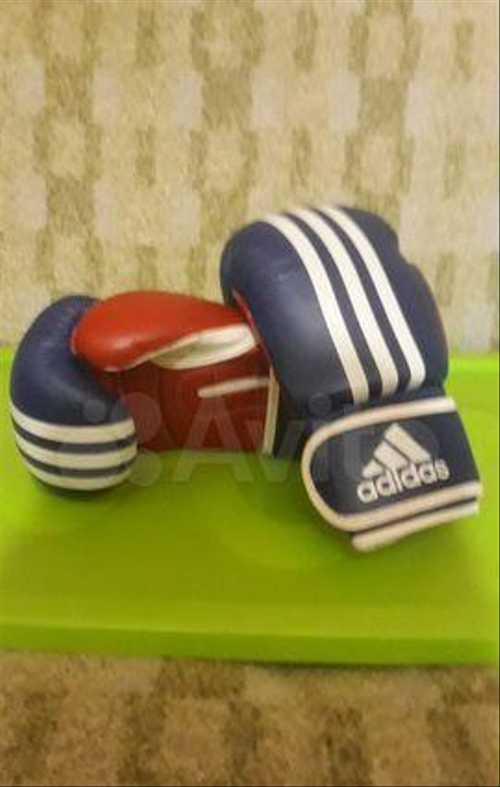 Перчатки для кикбоксинга Adidas