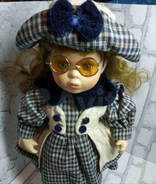Фарфоровая кукла Remeco Collection