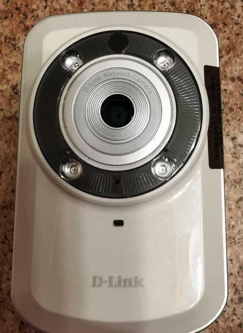 Сетевая IP-камера D-Link DCS-932L (802.11b/g/n)