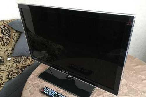 Тонкий FullHD Samsung 81CM c пультом